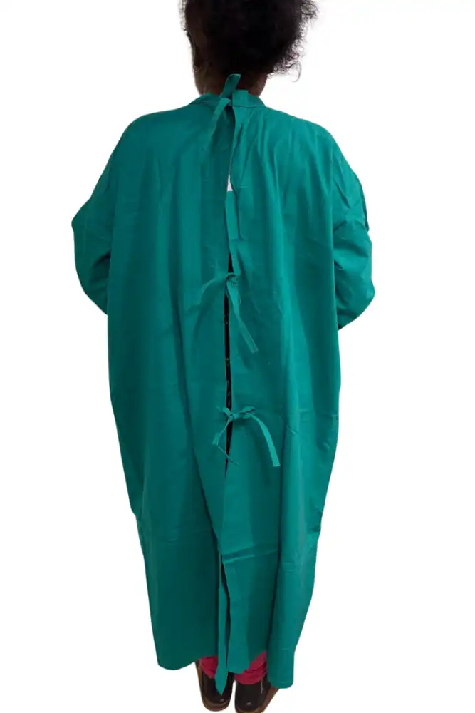 Surgical Gown Back Open Green | GoldenGown